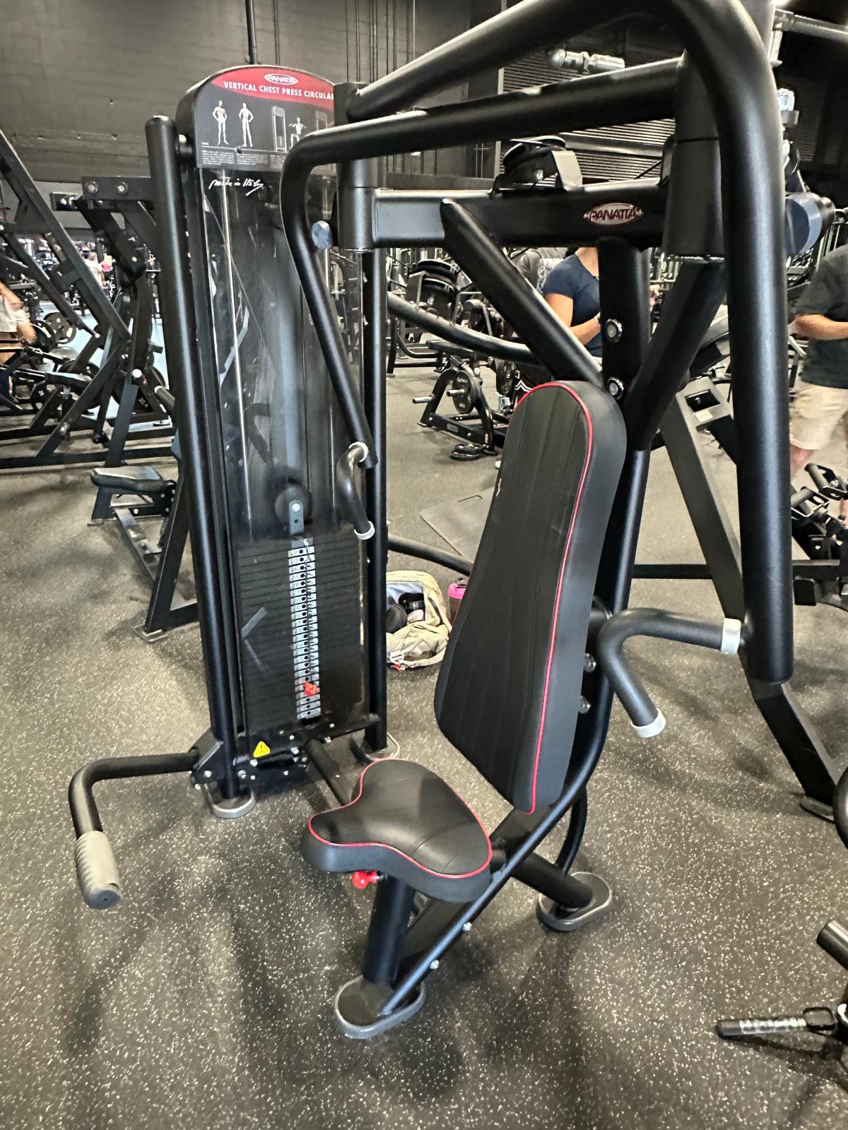 Panatta Vertical Chest Press Circular - 1FE033 - Pre Owned – Pure ...
