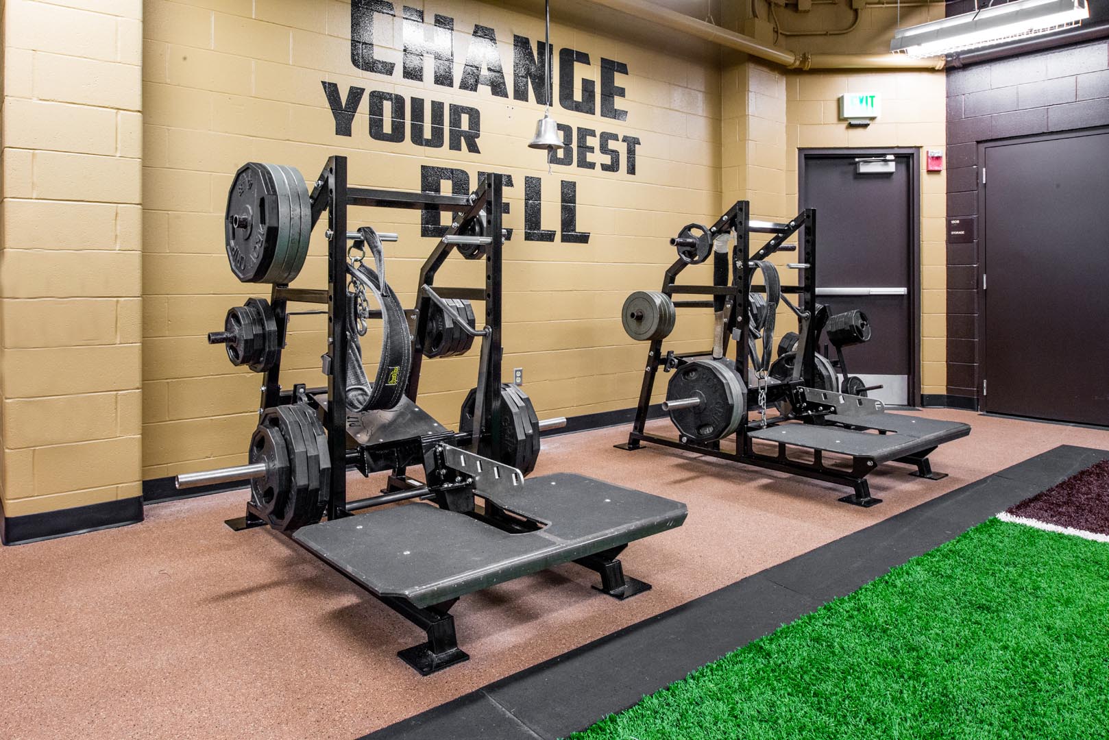 PIT SHARK (SHORT) – Pure Muscle + Athletics